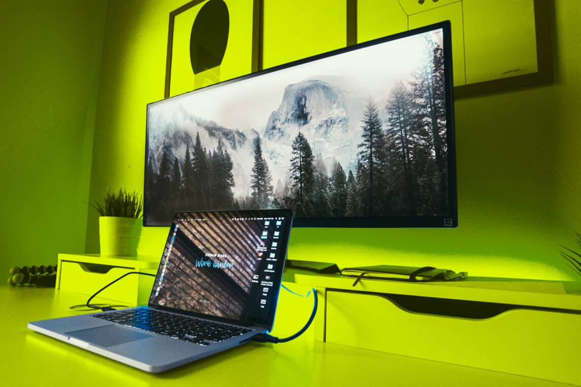 Today’s Best 8K Monitor And Is An 8K Monitor Worth It?