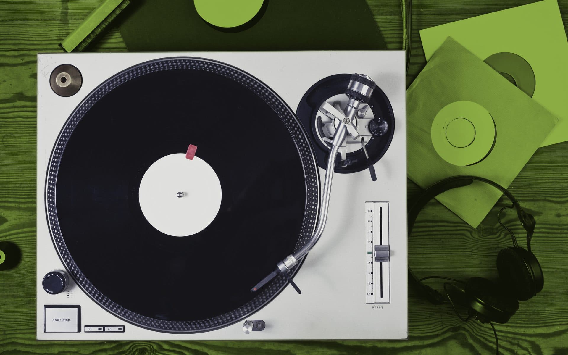 Passion For The Past: Nostalgia Marketing And The Retro Revolution