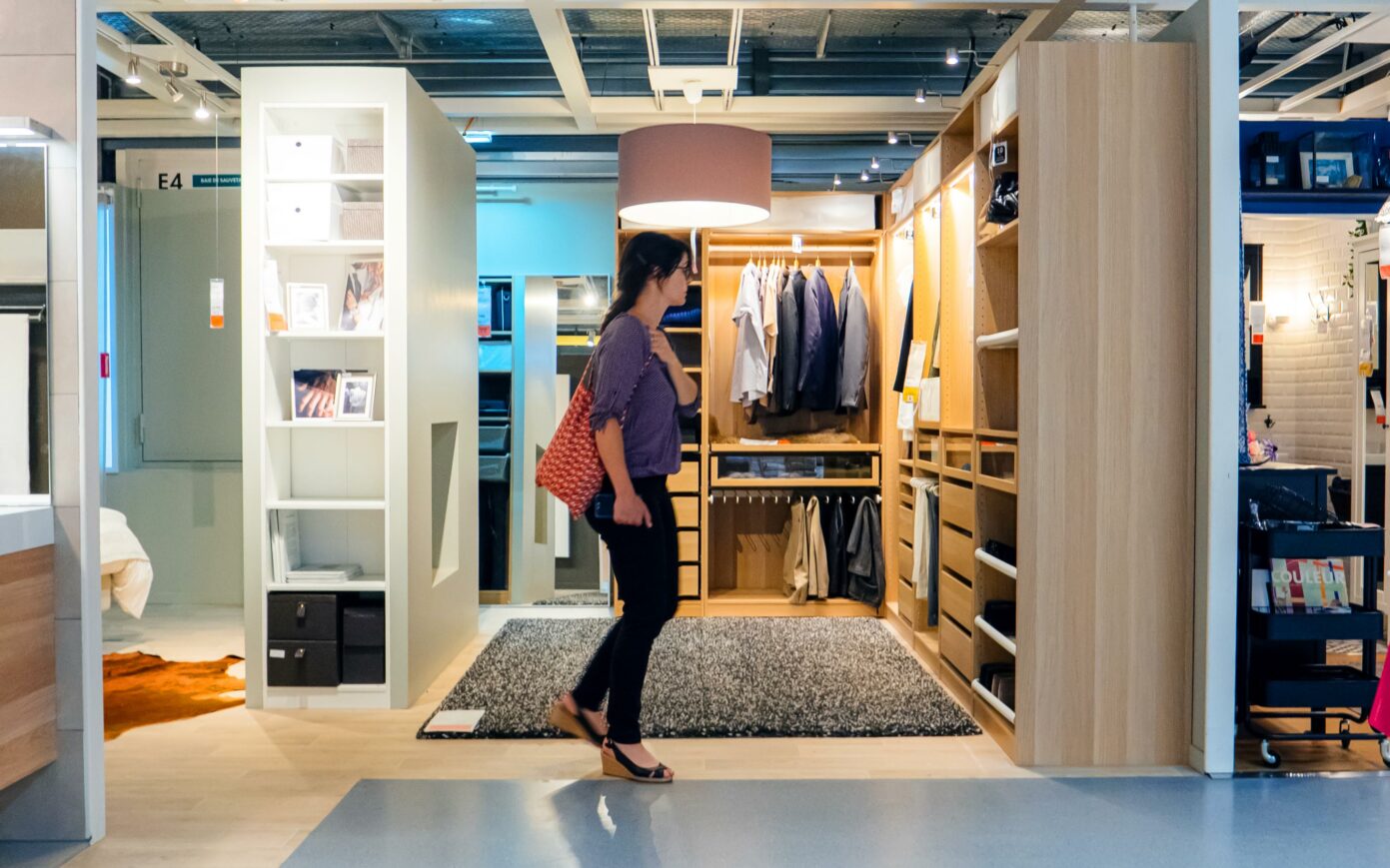 8 Best Retail Branding Strategies To Boost Your Store