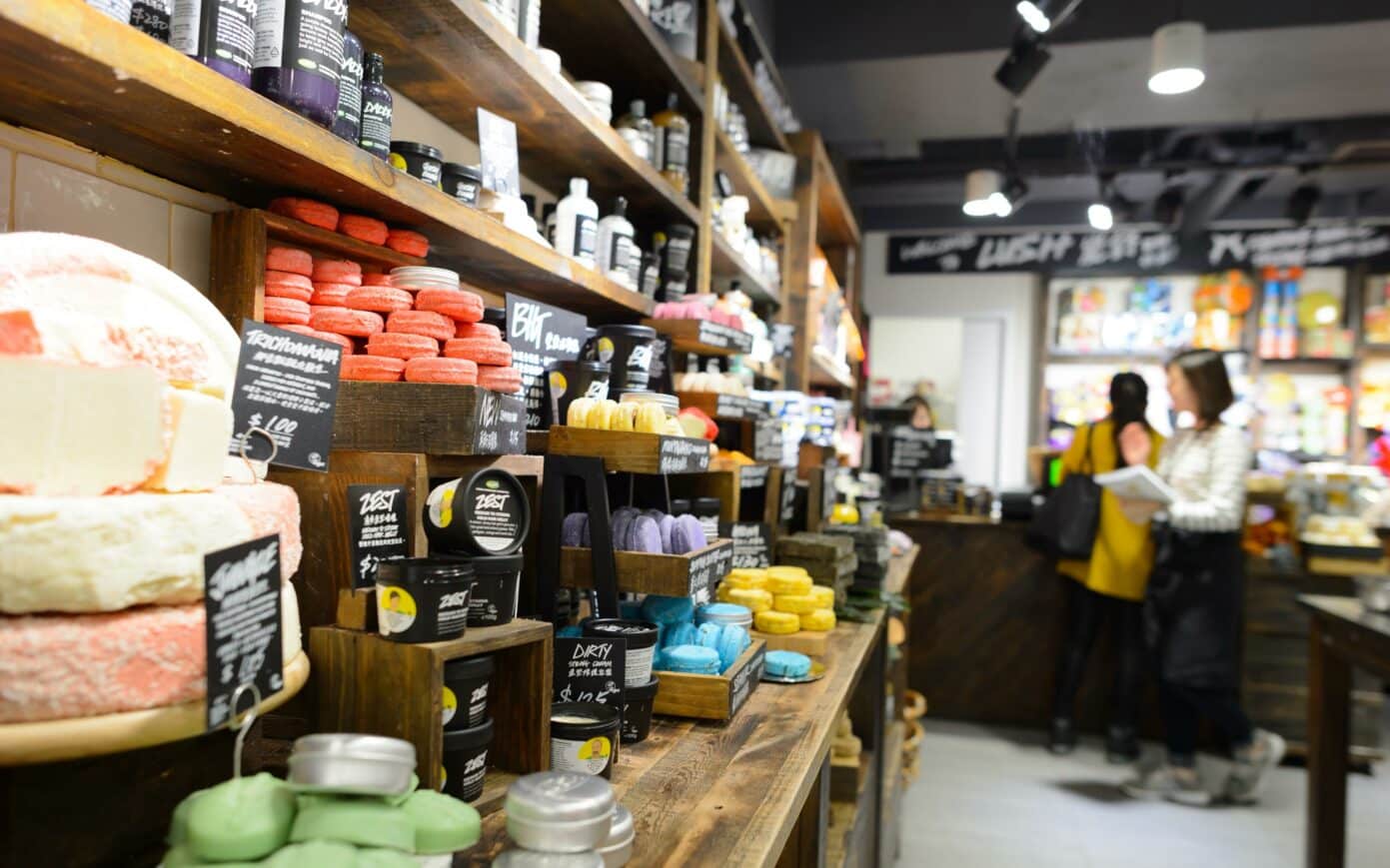 8 Best Retail Branding Strategies To Boost Your Store